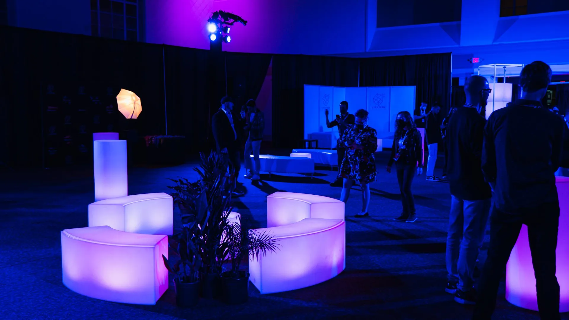 Sound and Lighting Hire North Sydney | Audio Visual Equipment